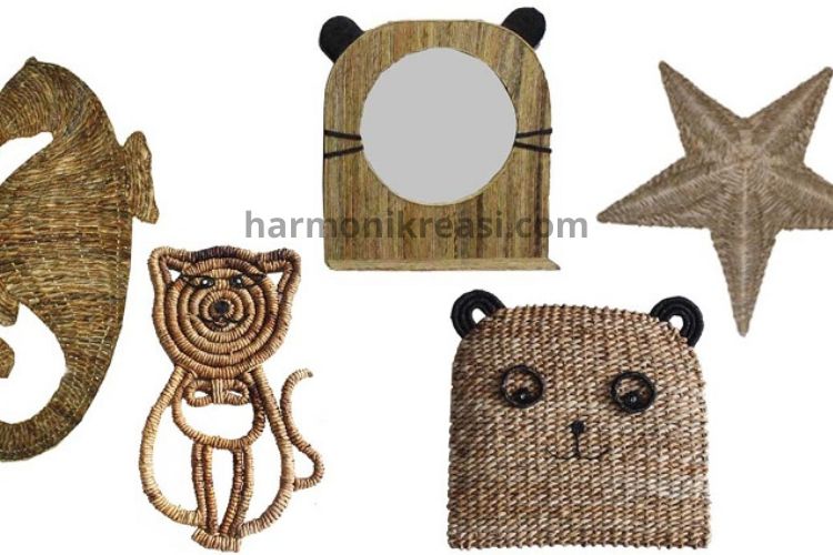 5 Beautiful Handicrafts Made From Banana Leaf - PT Harmoni Jaya Kreasi